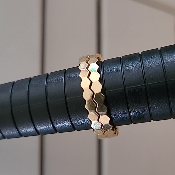 Jewelry | Beehive Ring | Poshmark